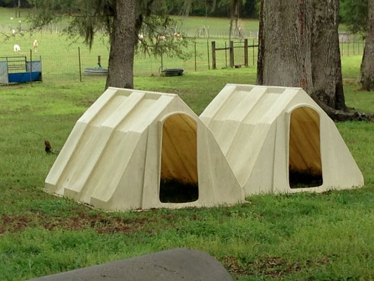 19 Portable Goat Shelter Ideas to DIY or Buy [for Small Farms With Big ...