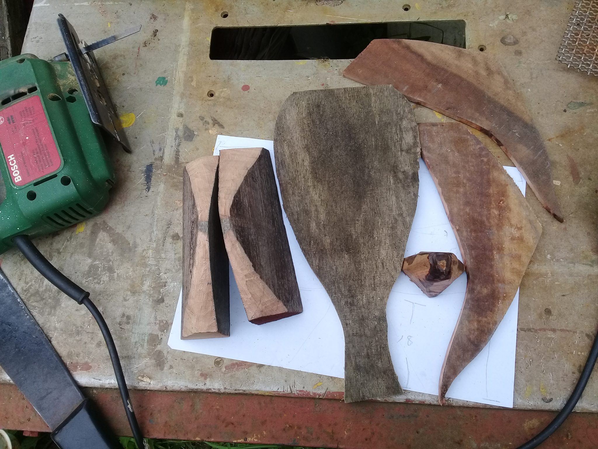 How to Make a Wooden Decoy Bird to Protect Your Garden - Outdoor Happens