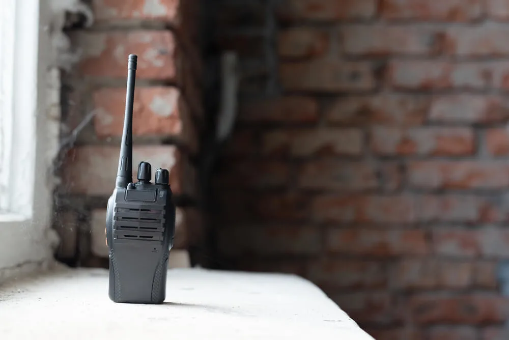 17 Off-Grid Communication Options [From High-Tech to Low-Tech ...