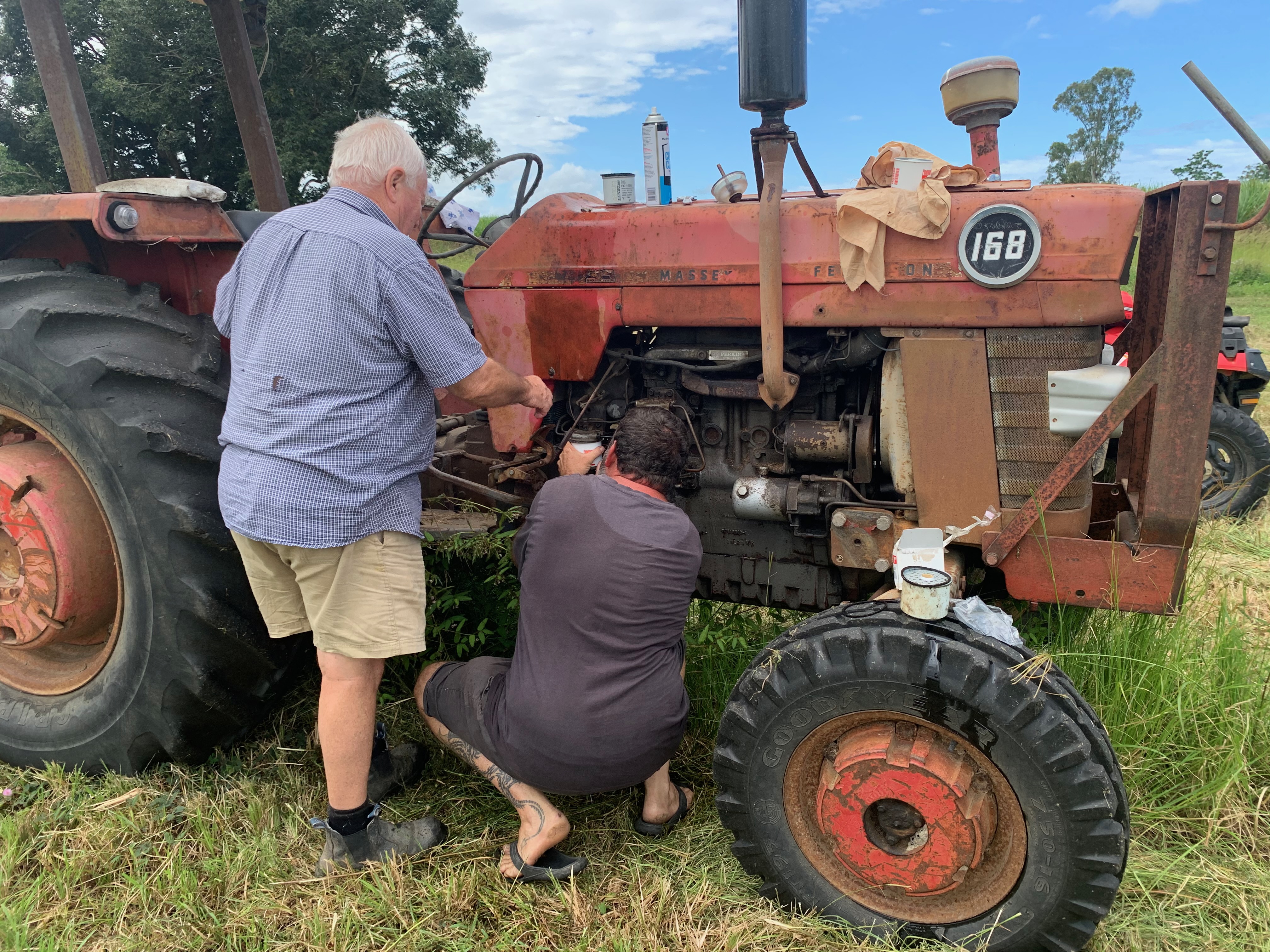 How to Start a Diesel Tractor That Ran Out of Fuel | All-In-One Guide ...