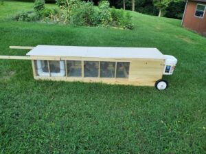 17 Free DIY Quail Coop Ideas and Plans for the Backyard [+ Building Tips]