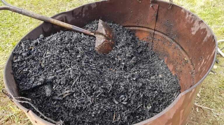 From Compost To Worm Castings - Boost Your Garden With These 14 Natural ...